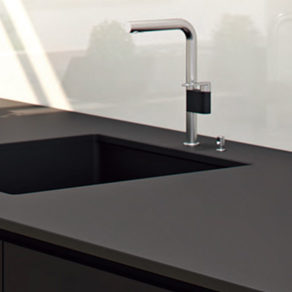 Pure Black – FirStone